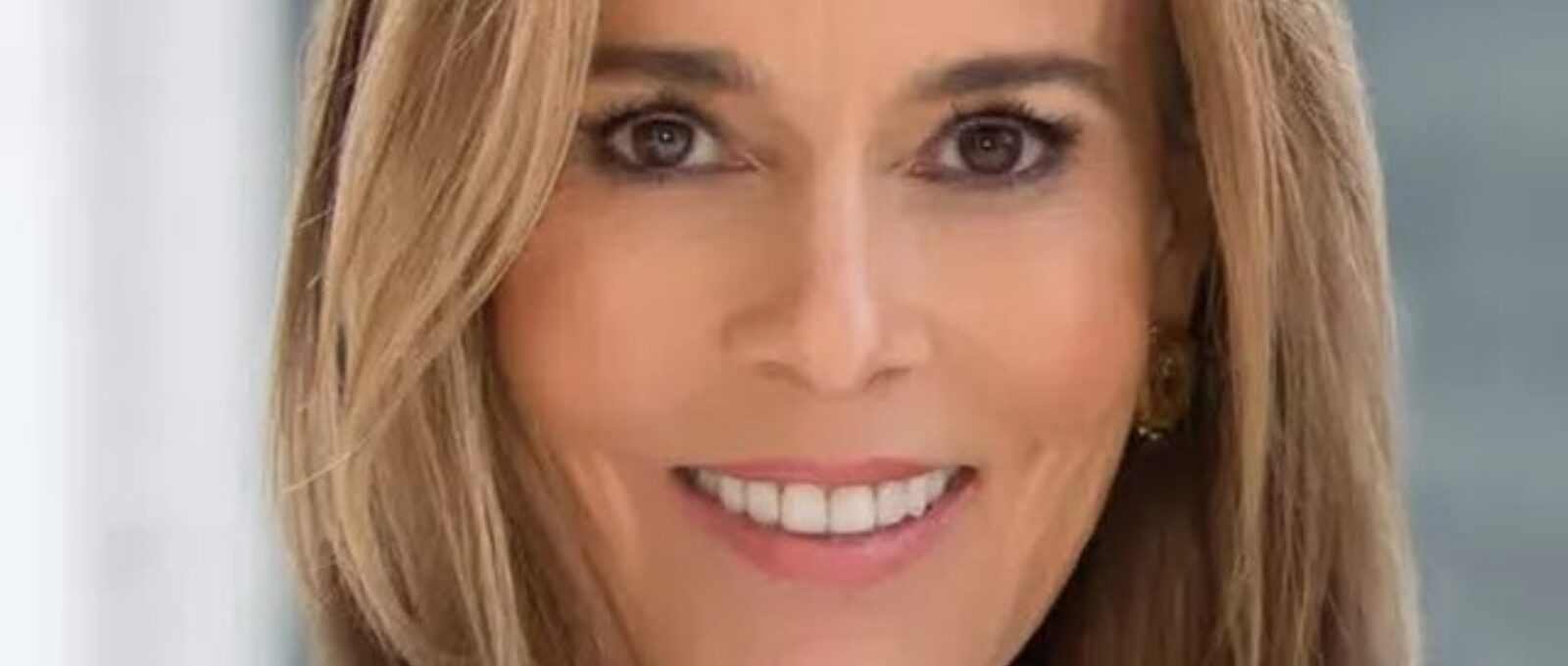 Julia Koch - Net Worth, Career Highlights & More | BusinessWomen